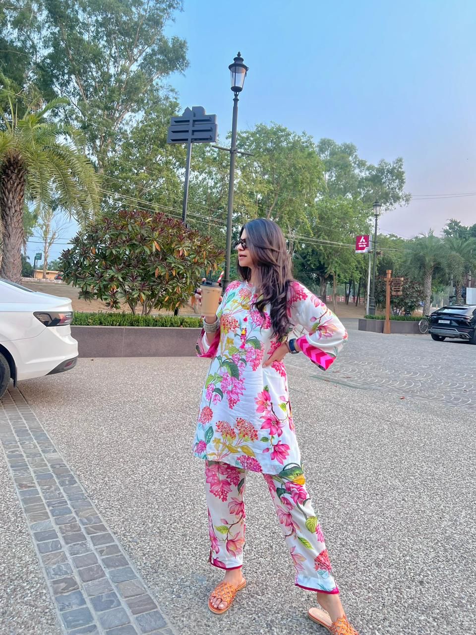 Gopalika Virmani - FLOWER BLOOMING CO-ORD SET – 172 Threads